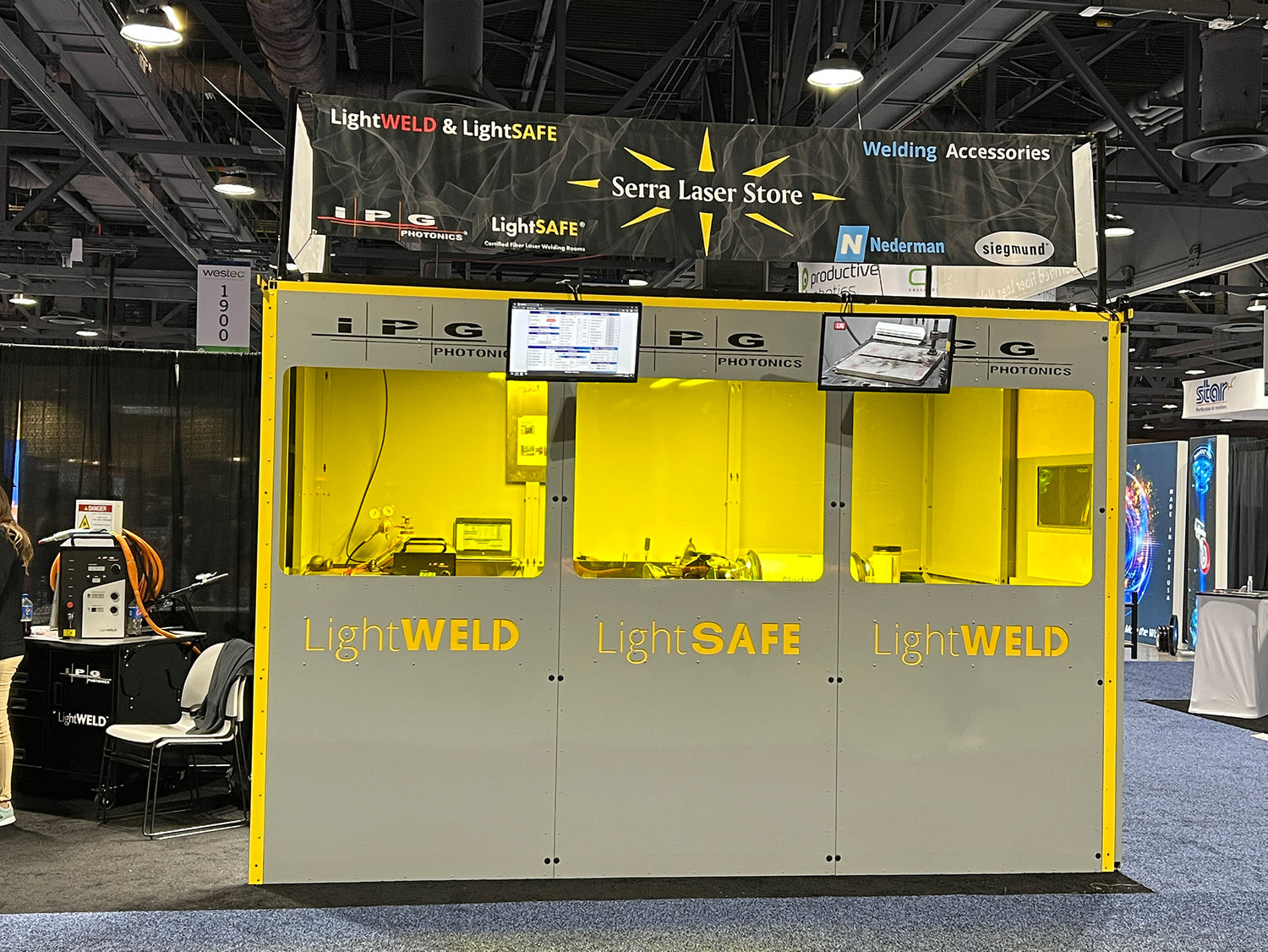 LightSAFE - Certified Fiber Laser Welding Cell – Serra Laser Store